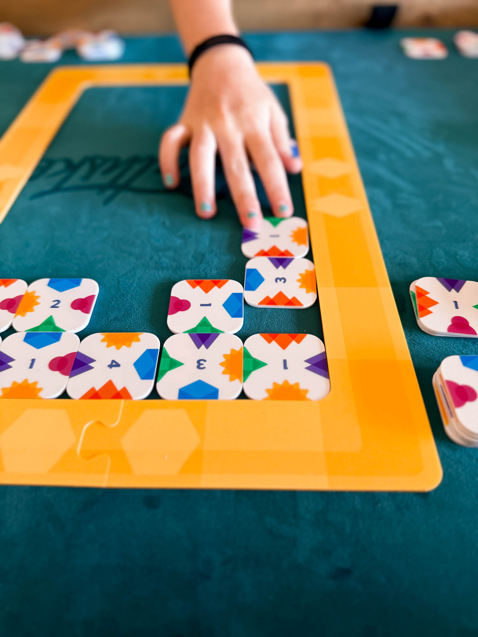 Spatial Reasoning Fun with SlideAscope - The Tabletop Family